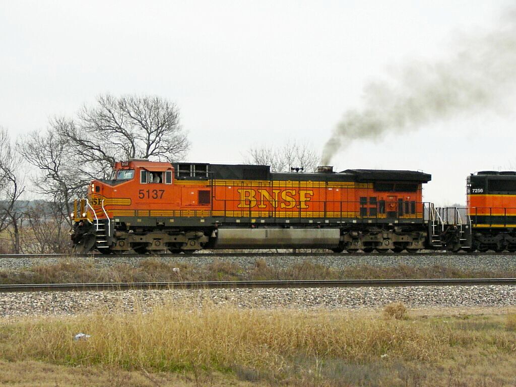BNSF 5137